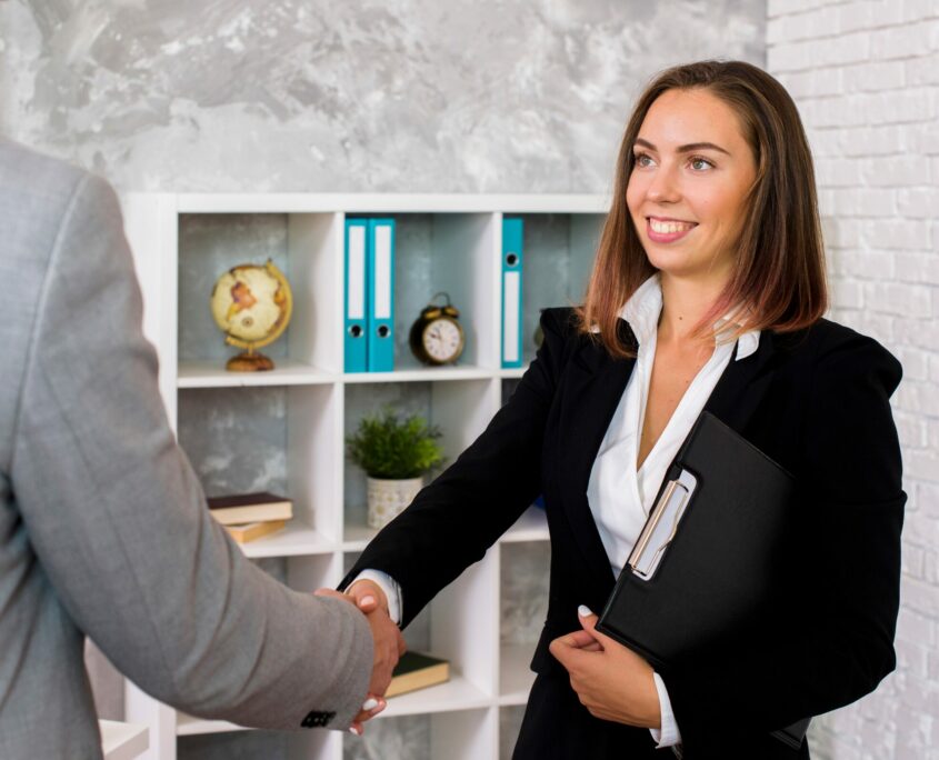 Prospecteur : métiers, études, salaires...